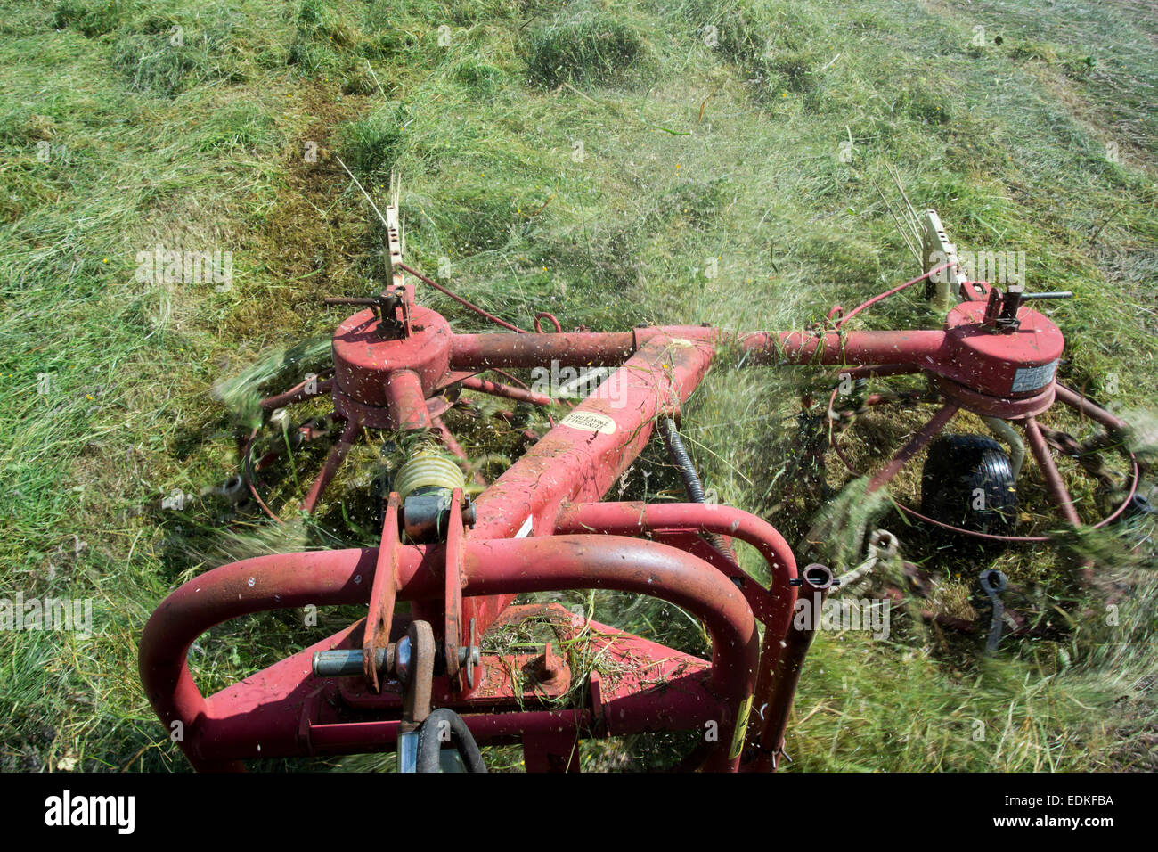 Crop spreading hi-res stock photography and images - Alamy