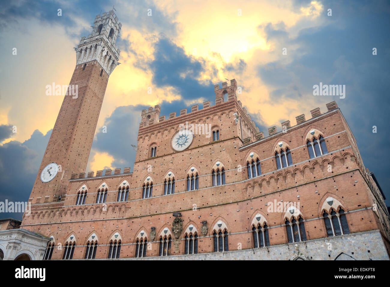 View of Palazzo Ducale in cloudy day - Siena Italy Stock Photo - Alamy