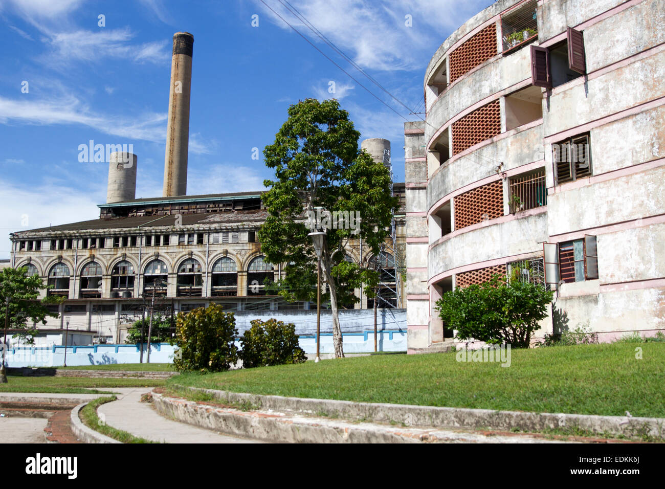 Pobreza vertical hi-res stock photography and images - Alamy