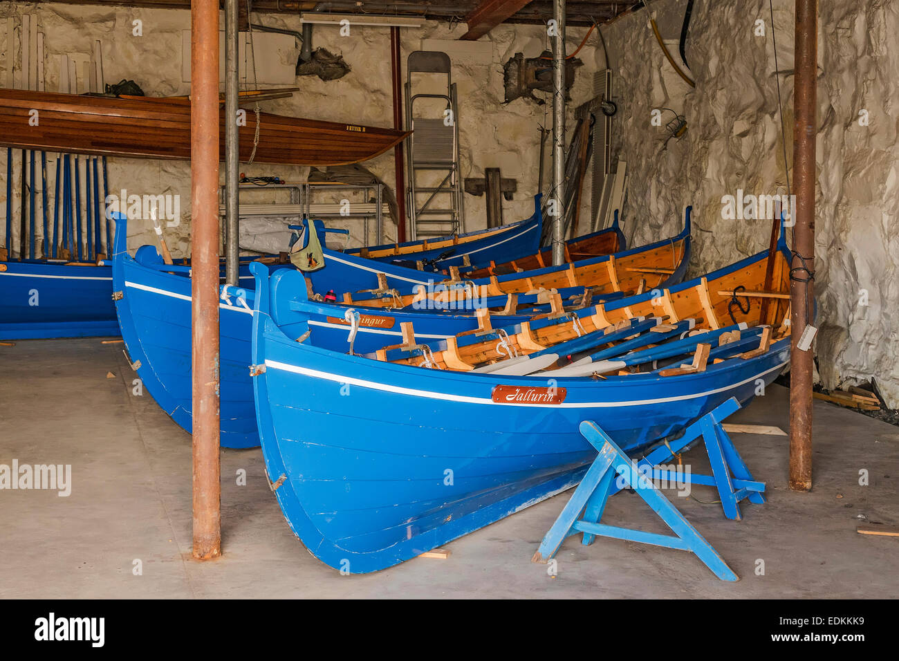 Manufacturing boats hi-res stock photography and images - Alamy