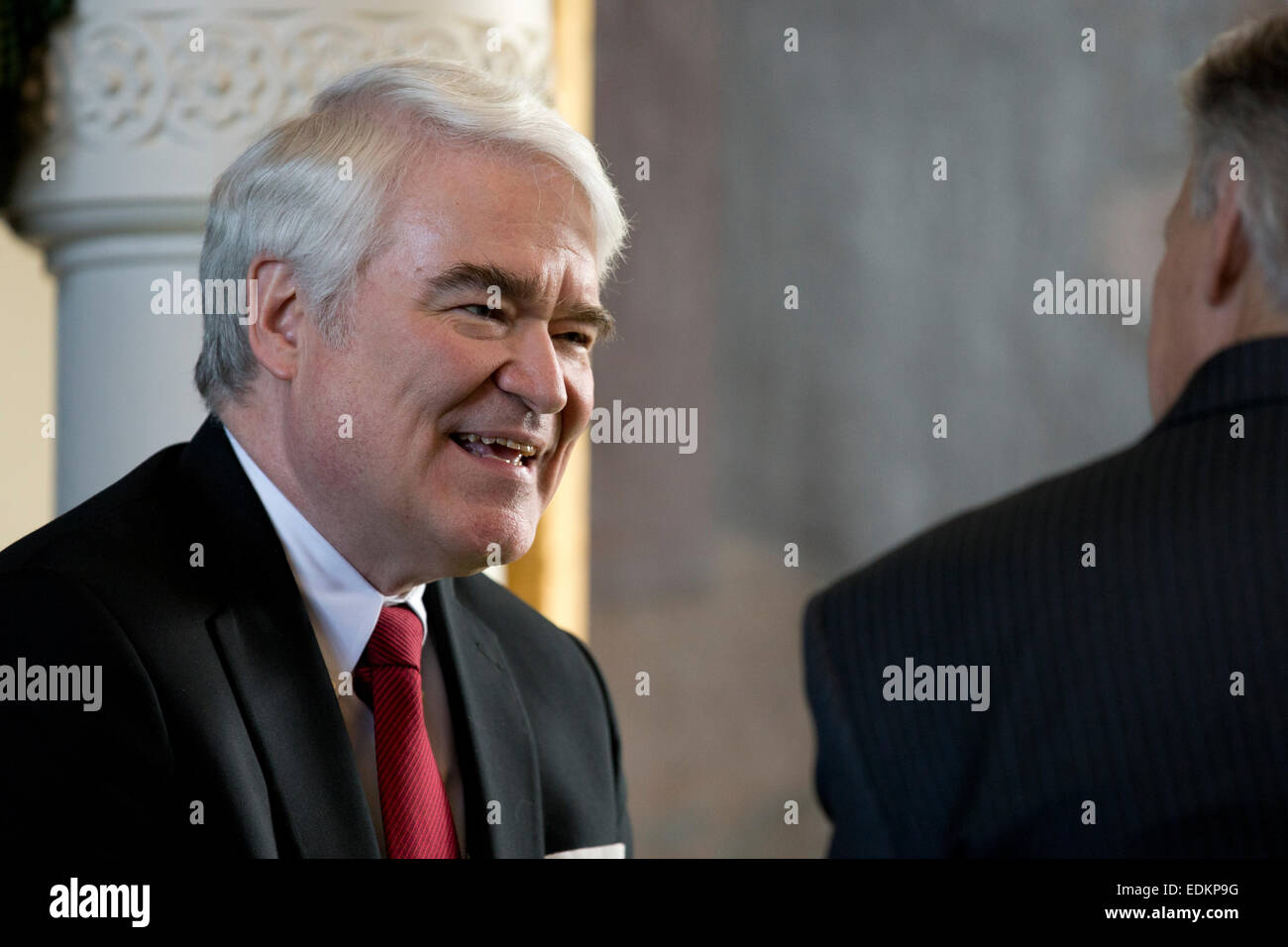 Texas Supreme Court Chief Justice Nathan Hecht in the Texas Senate ...