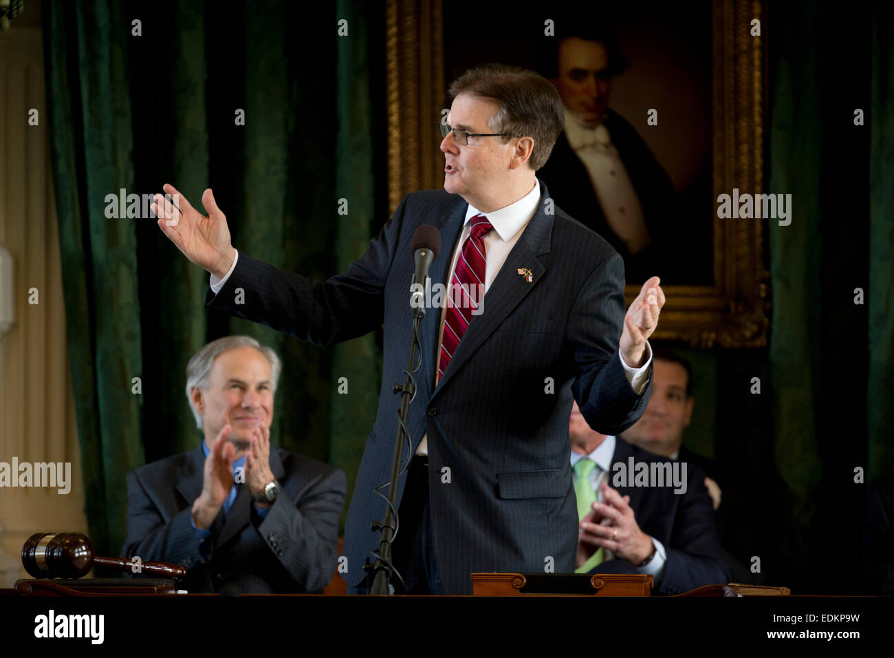 Lieutenant governor dan patrick hi-res stock photography and images - Alamy