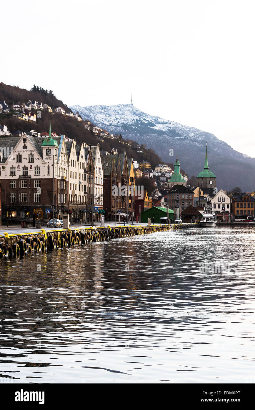 The wharf area hi-res stock photography and images - Alamy