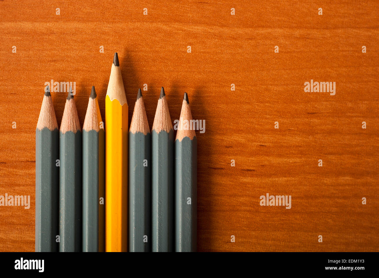 Row of pencils hi-res stock photography and images - Alamy