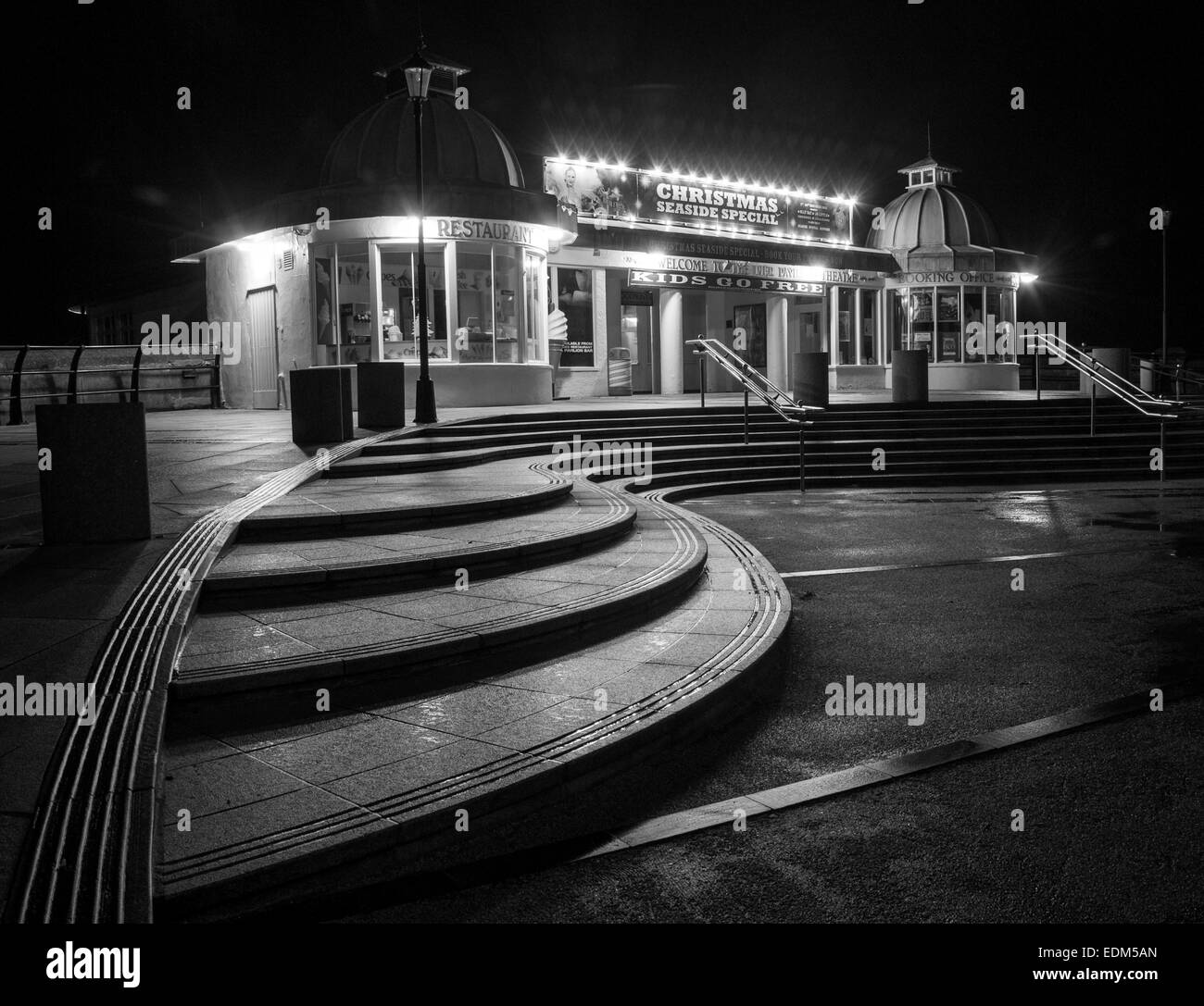 The entrance to Cromer Pier at night, Norfolk England UK Stock Photo ...