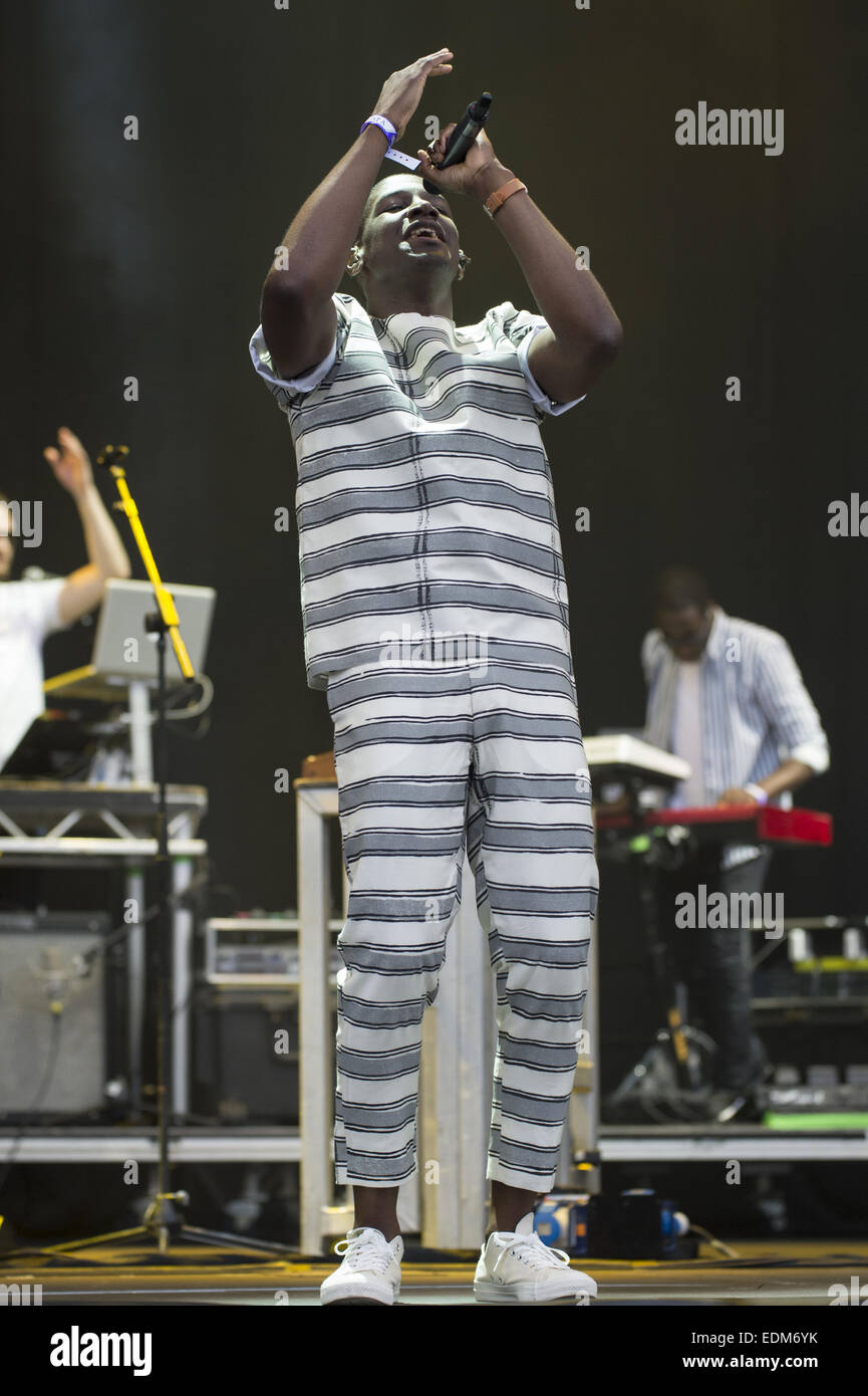 Wireless Festival 2014 - Day 2 - Performances - Labrinth Featuring ...