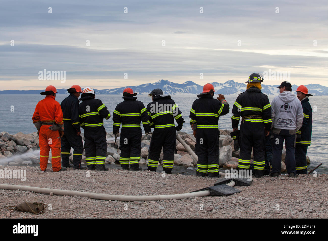 Inuits greenland hi-res stock photography and images - Alamy