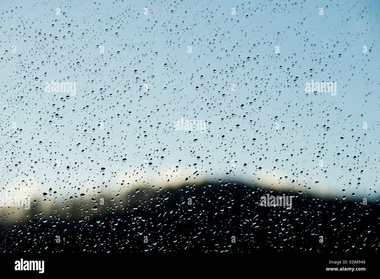 Drops rain on windows hi-res stock photography and images - Alamy