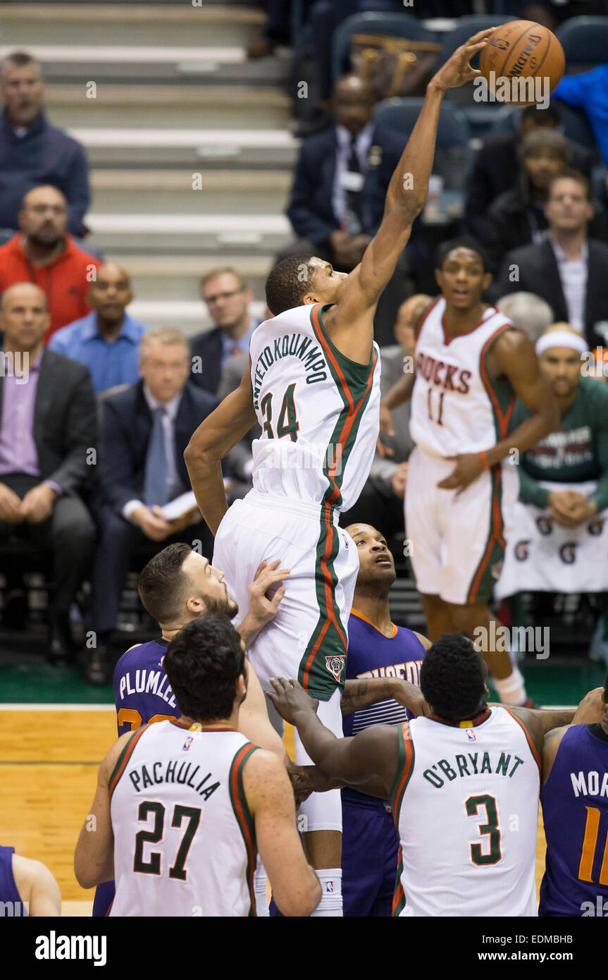 January 6, 2015: Milwaukee Bucks guard Giannis Antetokounmpo (34) soars ...