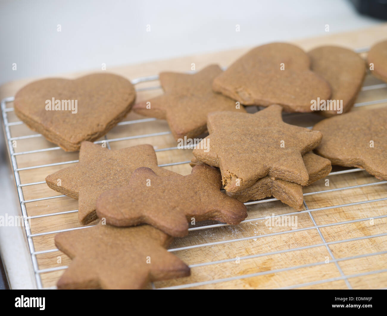 Ginger biscuits hi-res stock photography and images - Alamy