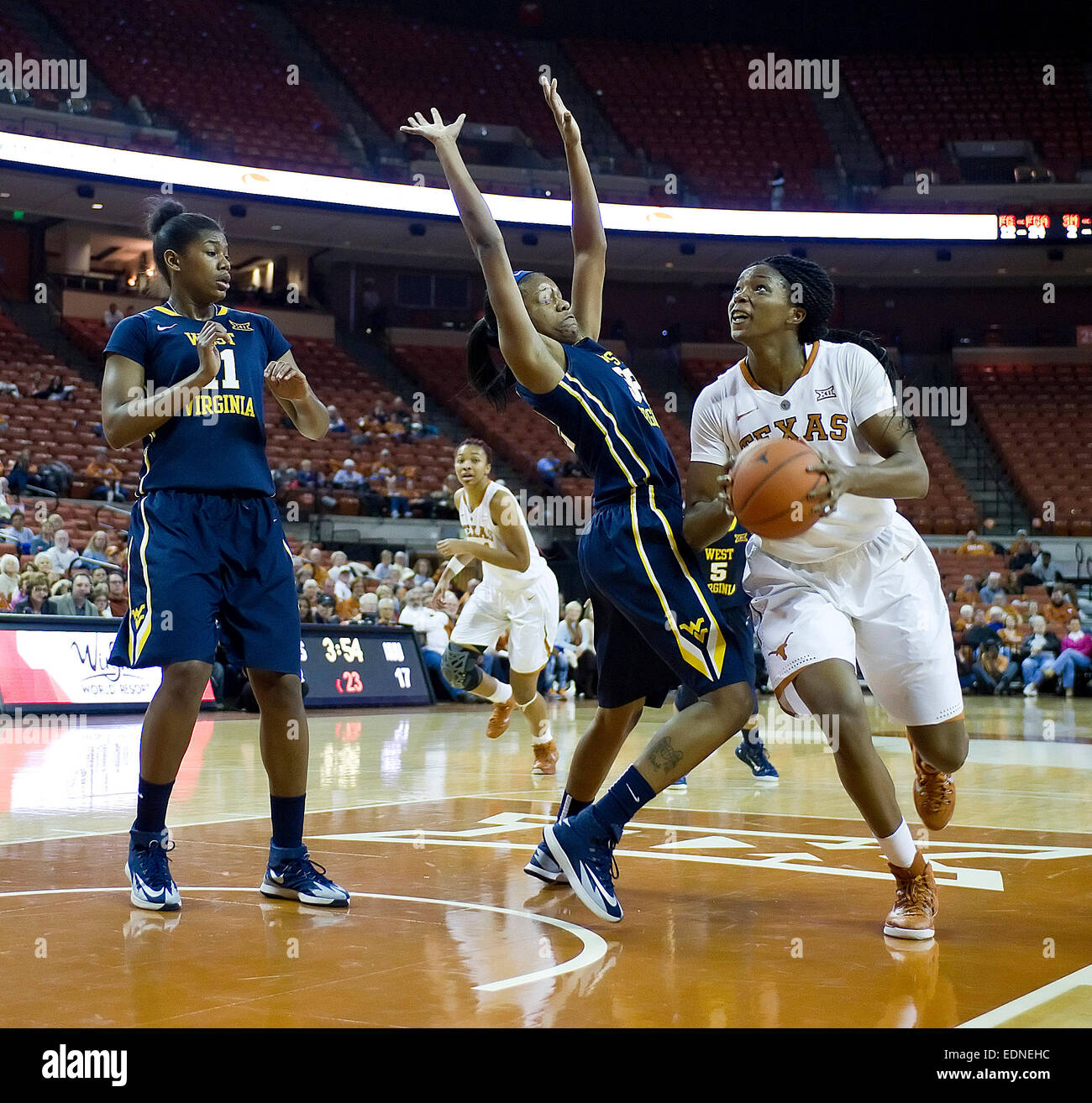 Nneka enemkpali hi-res stock photography and images - Alamy