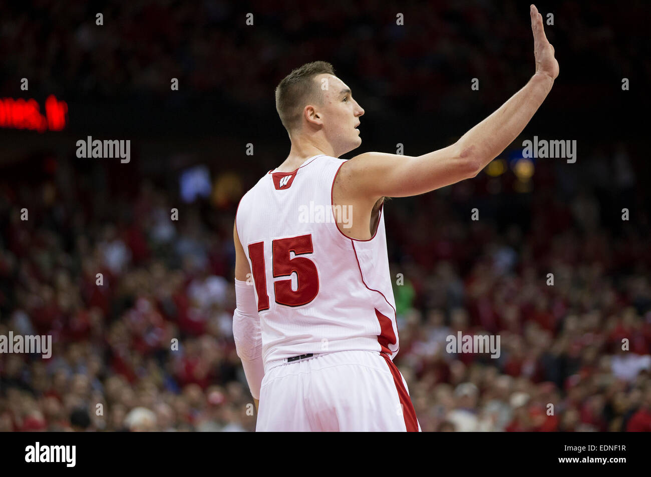 January 7, 2015: Wisconsin Badgers forward Sam Dekker #15 acknowledges ...