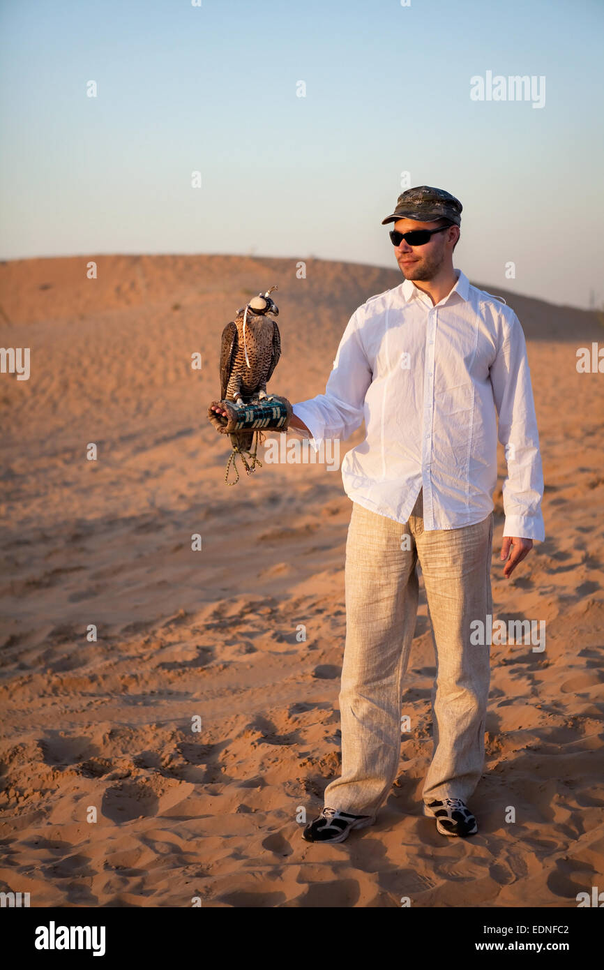 Falcon desert man hi-res stock photography and images - Alamy