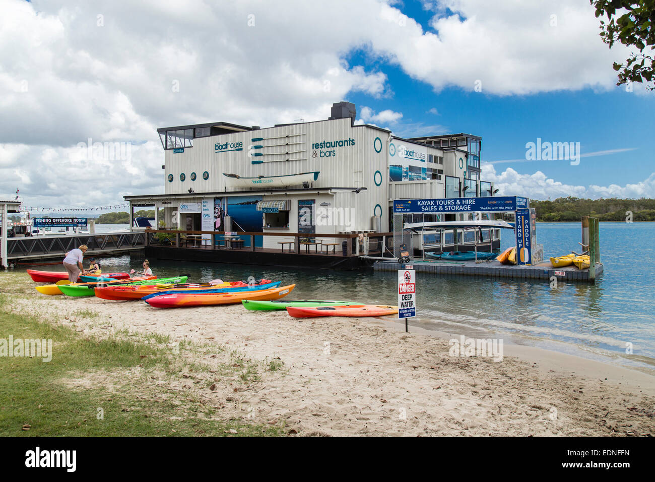 The Boathouse Floating Restaurant and Bar on the Noosa River Stock ...