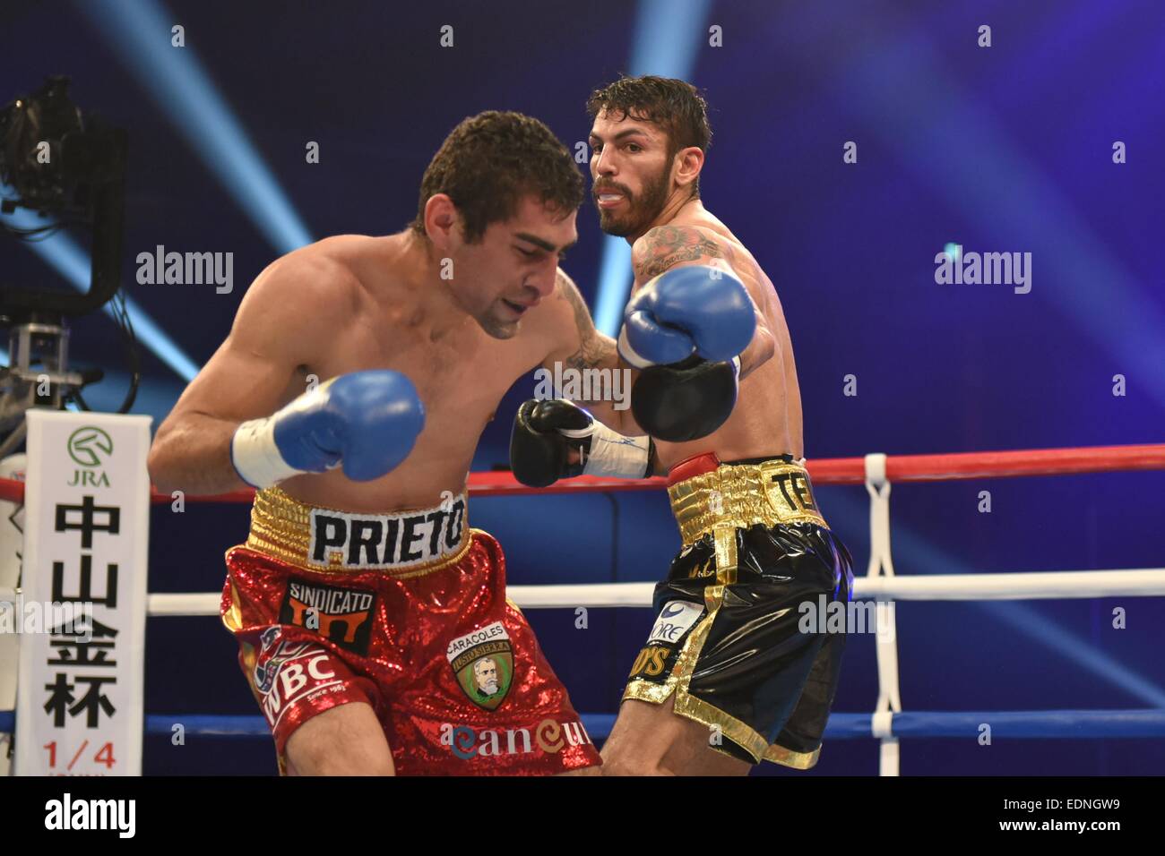 Tokyo, Japan. 30th Dec, 2014. (L-R) Javier Prieto (MEX), Jorge Linares ...
