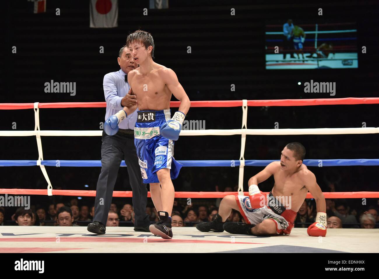 Tokyo, Japan. 31st Dec, 2014. (L-R) Ryoichi Taguchi (JPN), Alberto ...