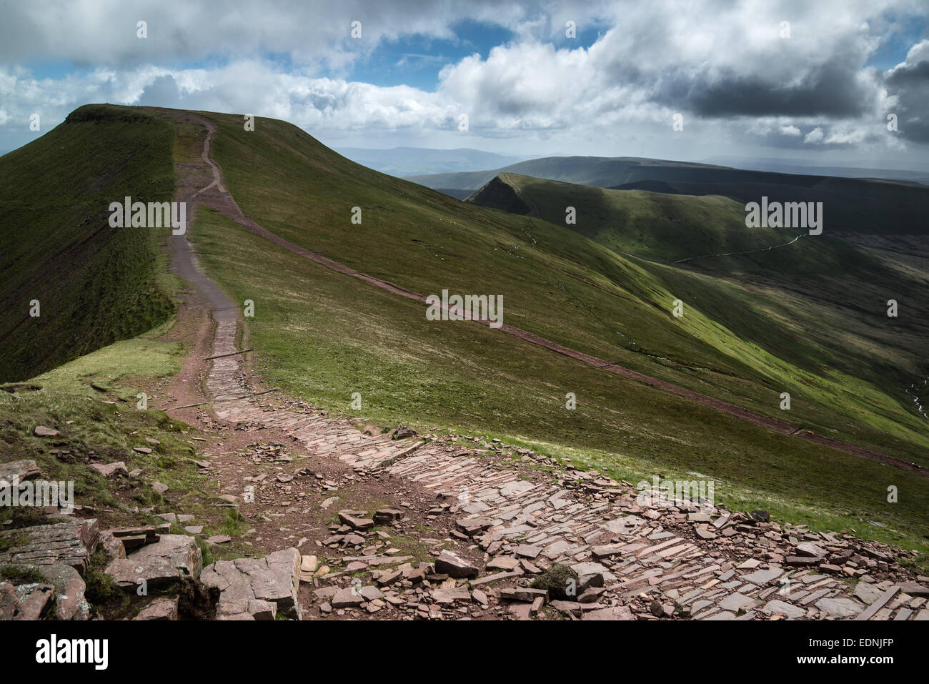 Beautiful landscape of Brecon Beacons National Park with dramatic sky ...