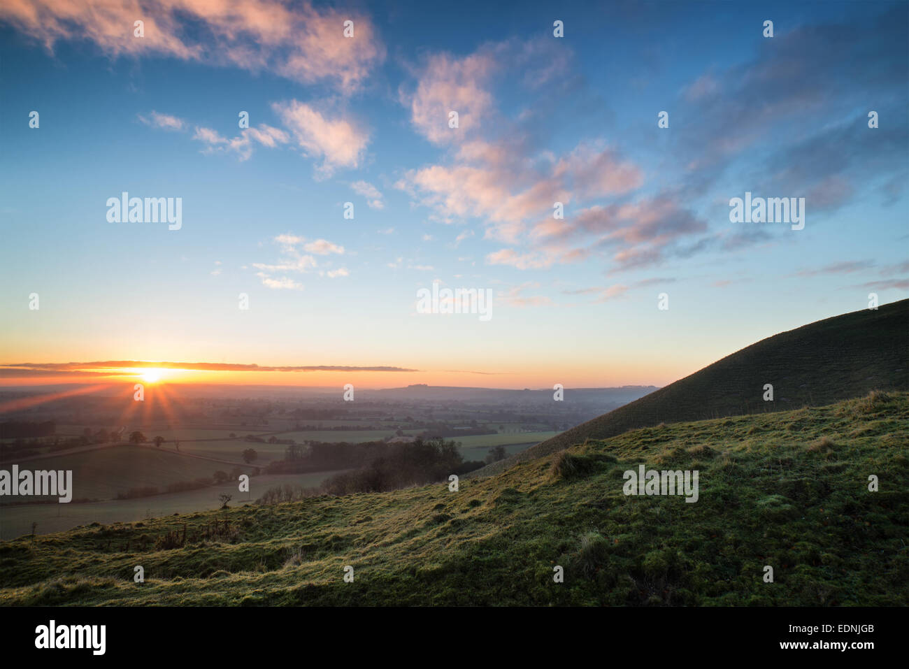 Beautiful sunrise over rolling countryside landscape in Autumn Stock ...