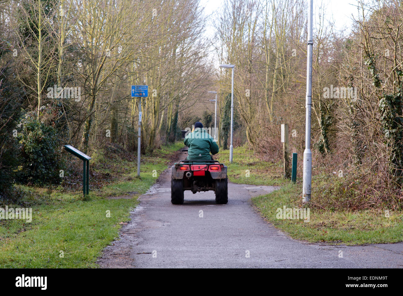 Driving pathway hi-res stock photography and images - Alamy