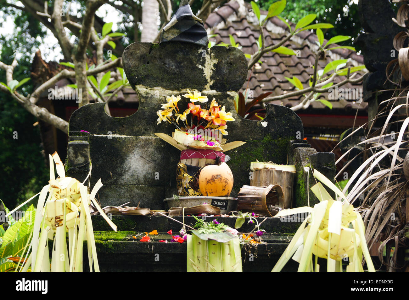 Statue in the grounds of the Bali Hyatt hotel Stock Photo - Alamy
