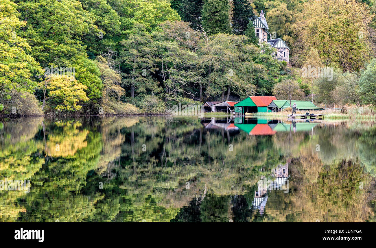Scottish highlands autumn colour hi-res stock photography and images ...