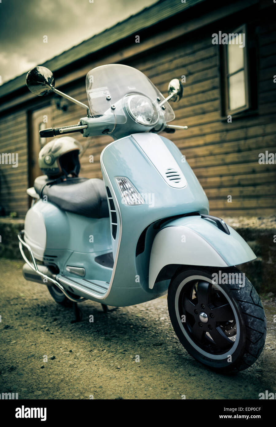 Retro scooter hi-res stock photography and images - Alamy