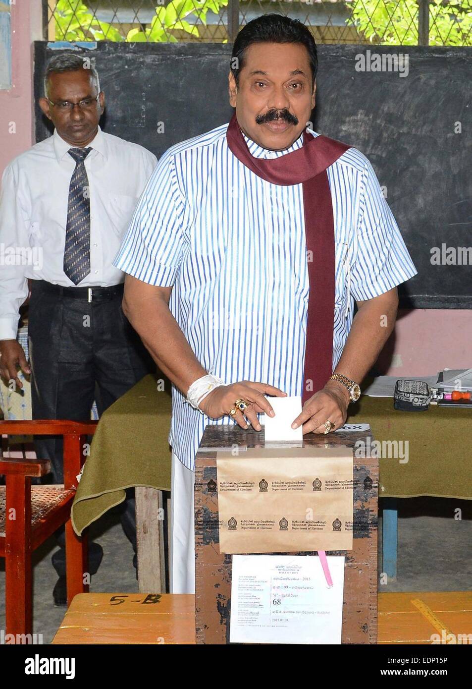 Hambantota. 8th Jan, 2015. Sri Lankan President Mahinda Rajapaksa casts ...
