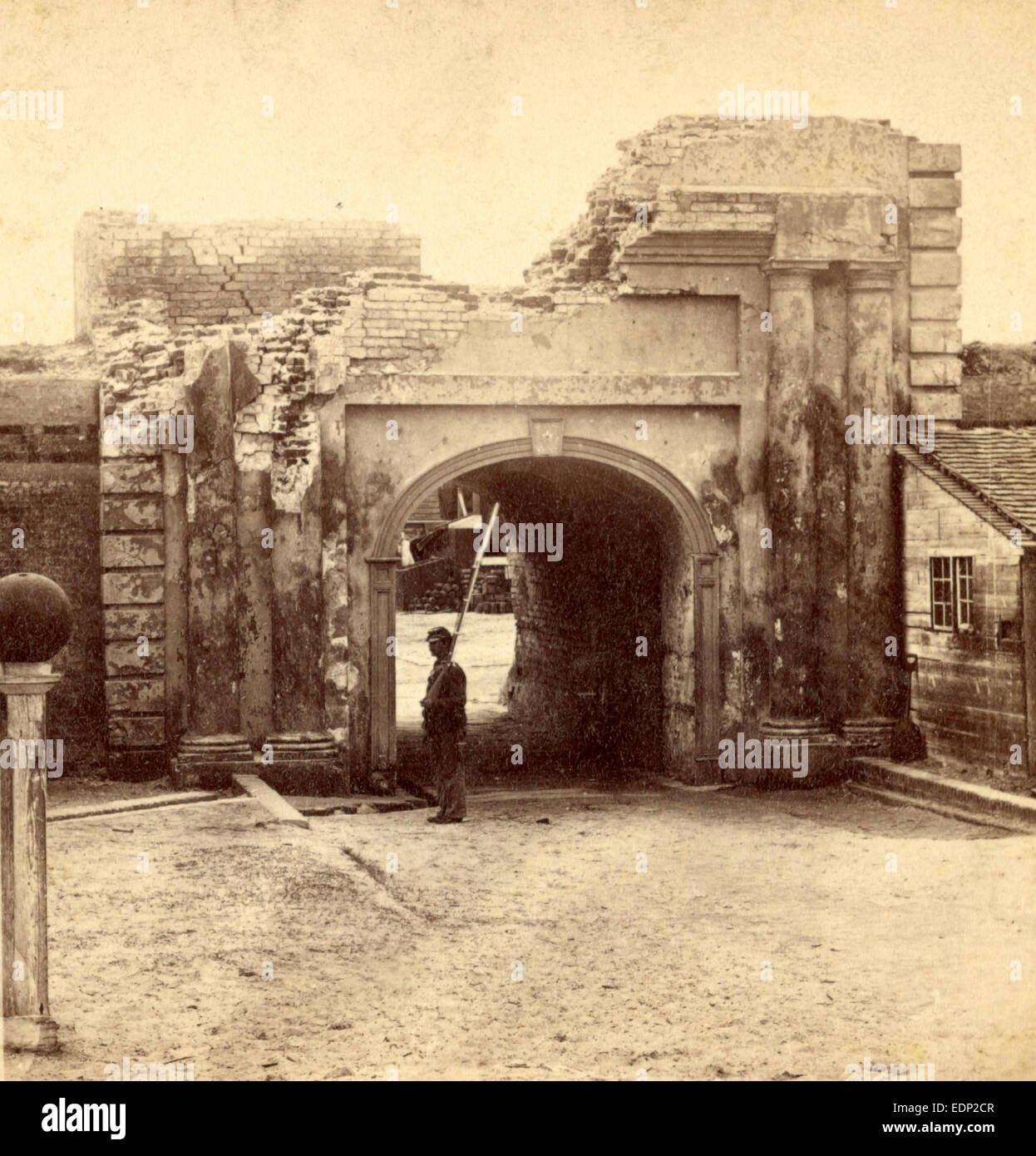 Sally port hi-res stock photography and images - Alamy