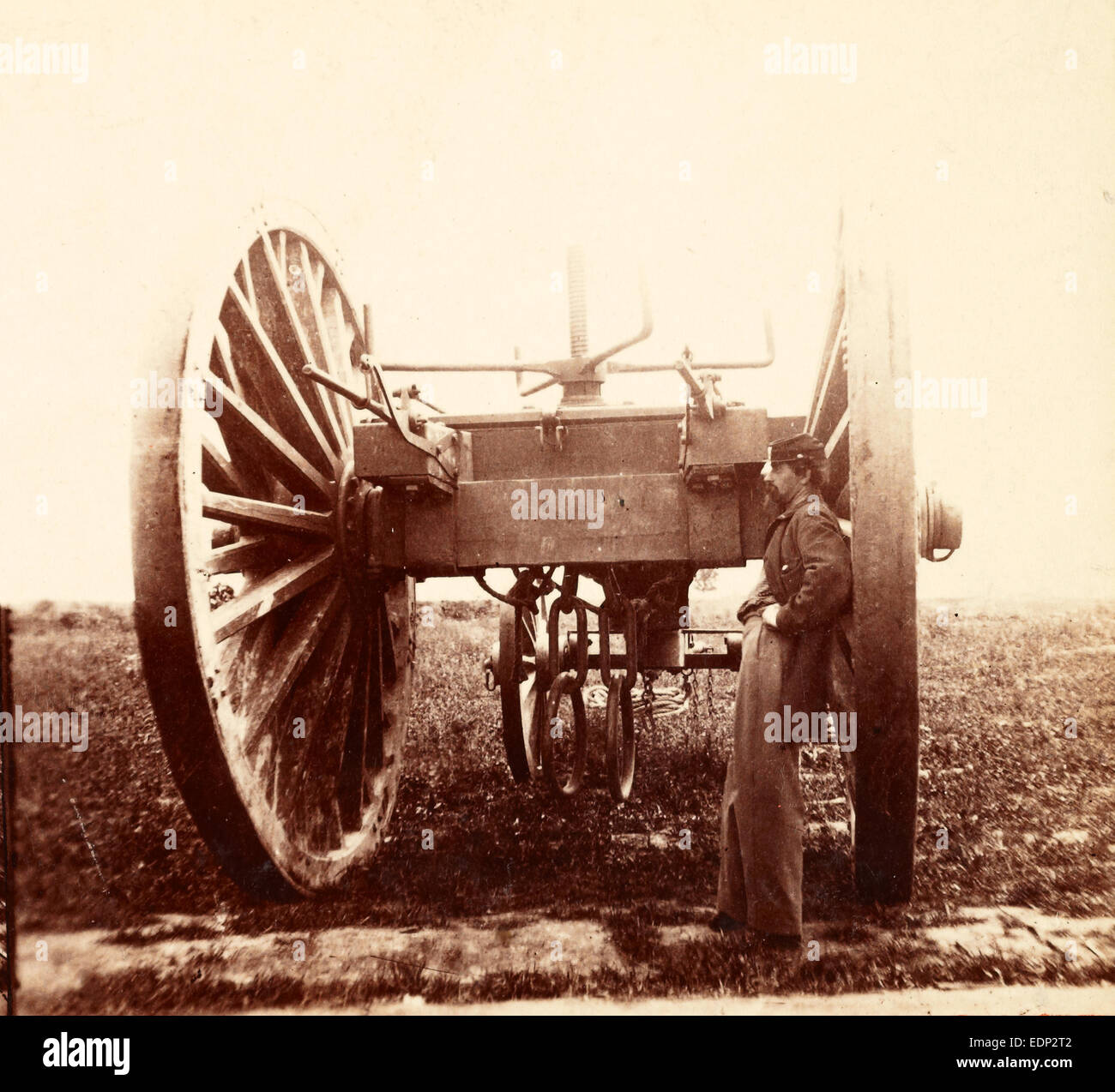 Cannon cart hi-res stock photography and images - Alamy