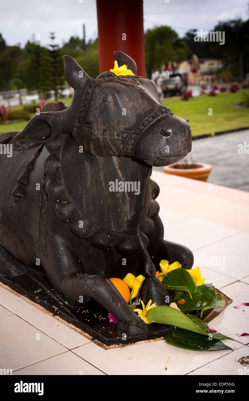 Mauritius, Grand Bassin, Ganga Talao sacred lake temple, statue of ...