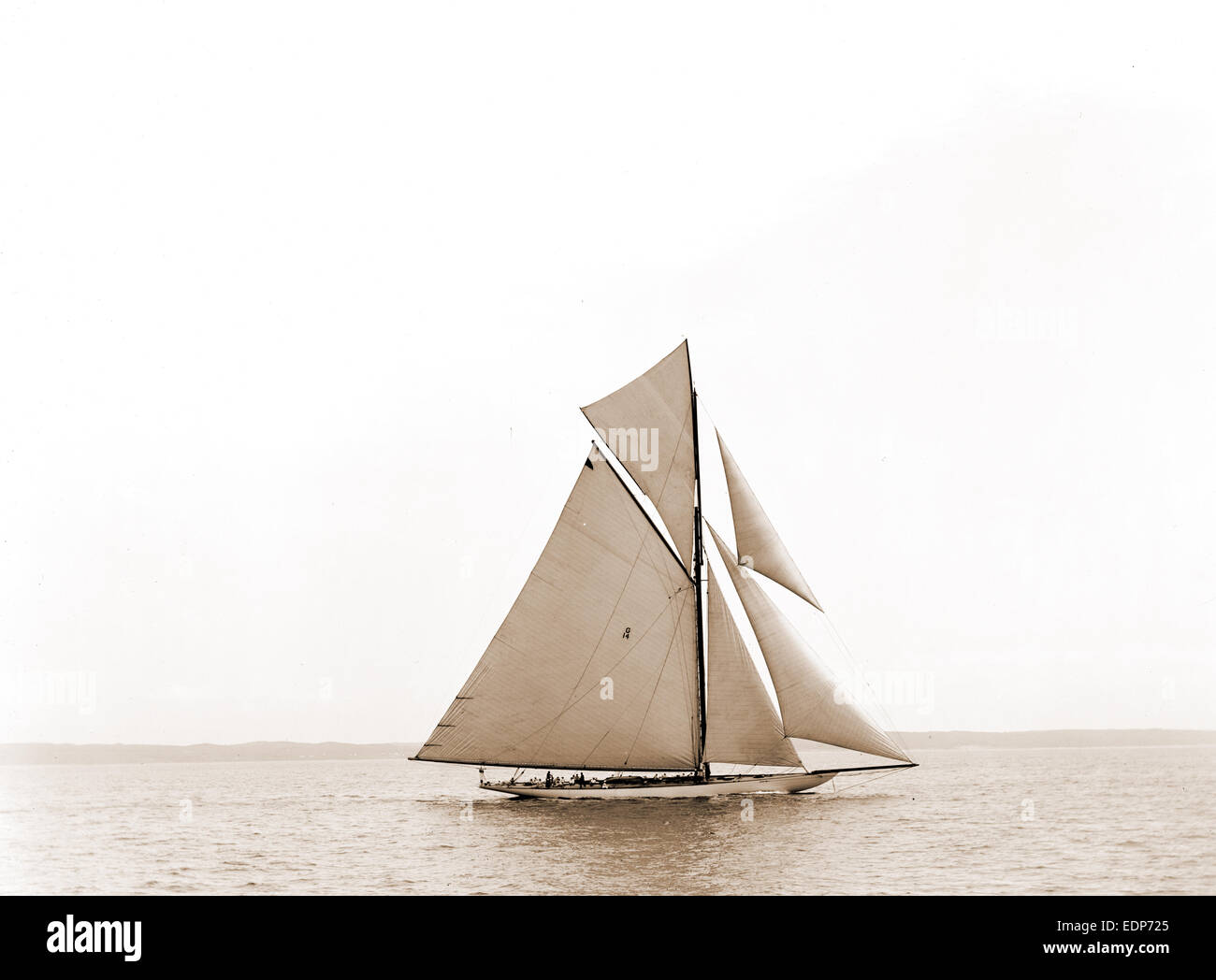 Columbia sloop hi-res stock photography and images - Alamy