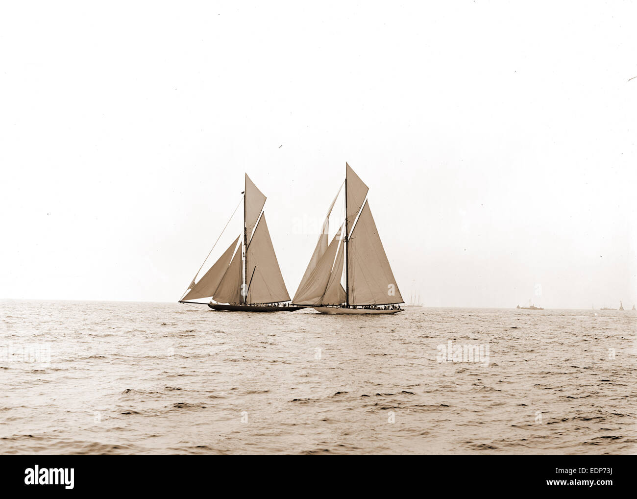 Shamrock I and Columbia coming for the line, Columbia (Sloop), Shamrock ...