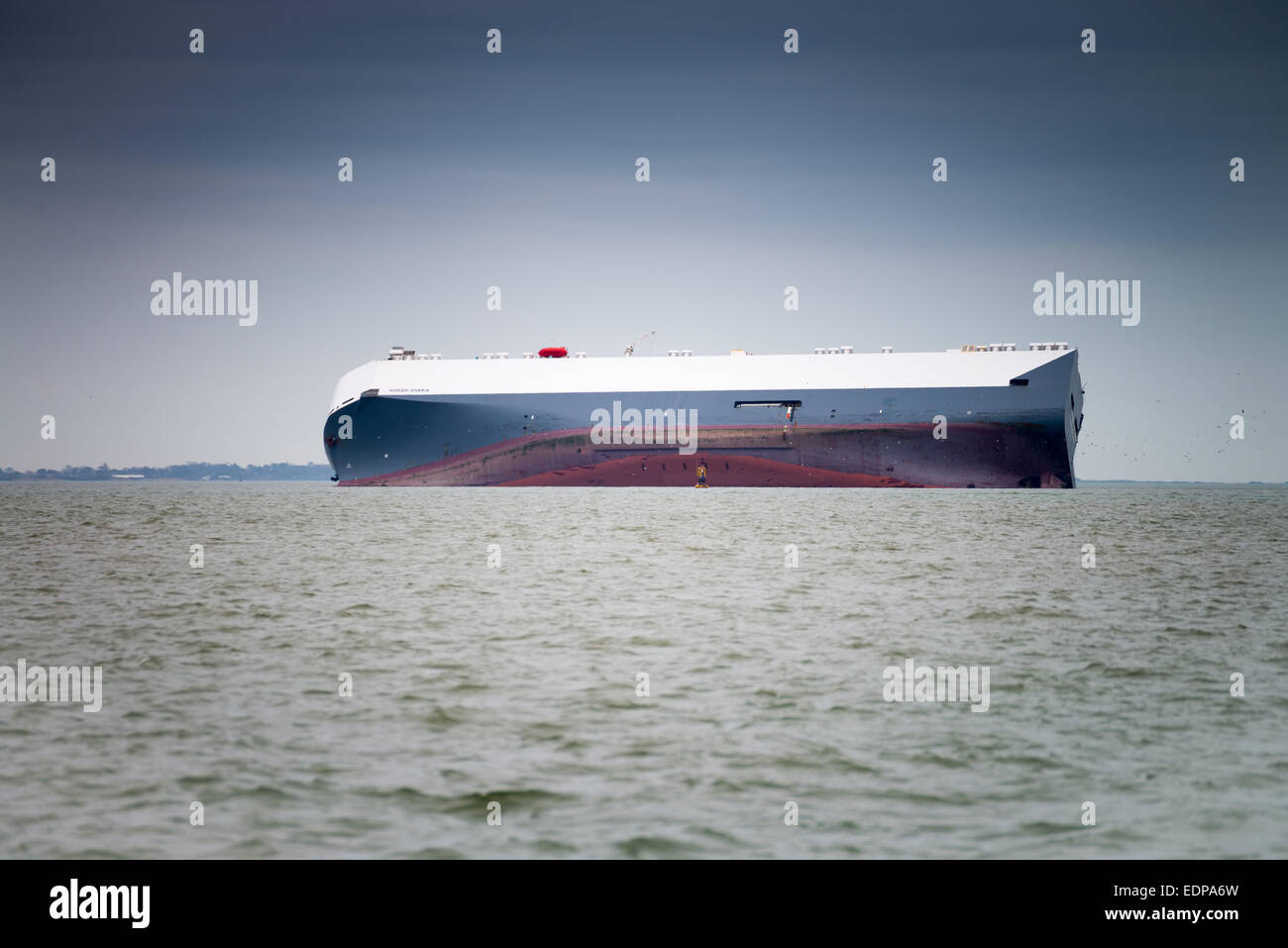 Grounded ship hi-res stock photography and images - Alamy