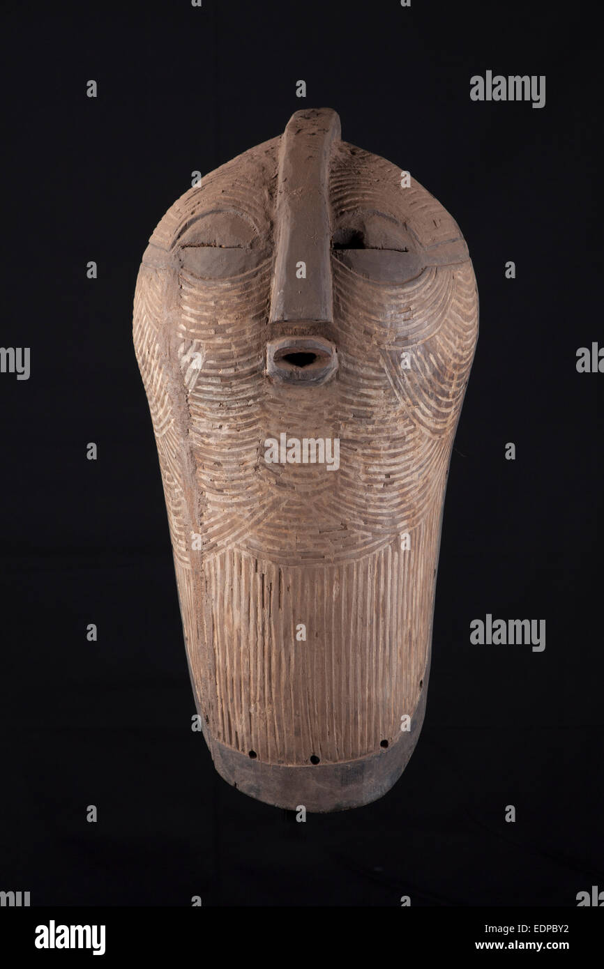 African mask from Congo, Central Africa Stock Photo - Alamy