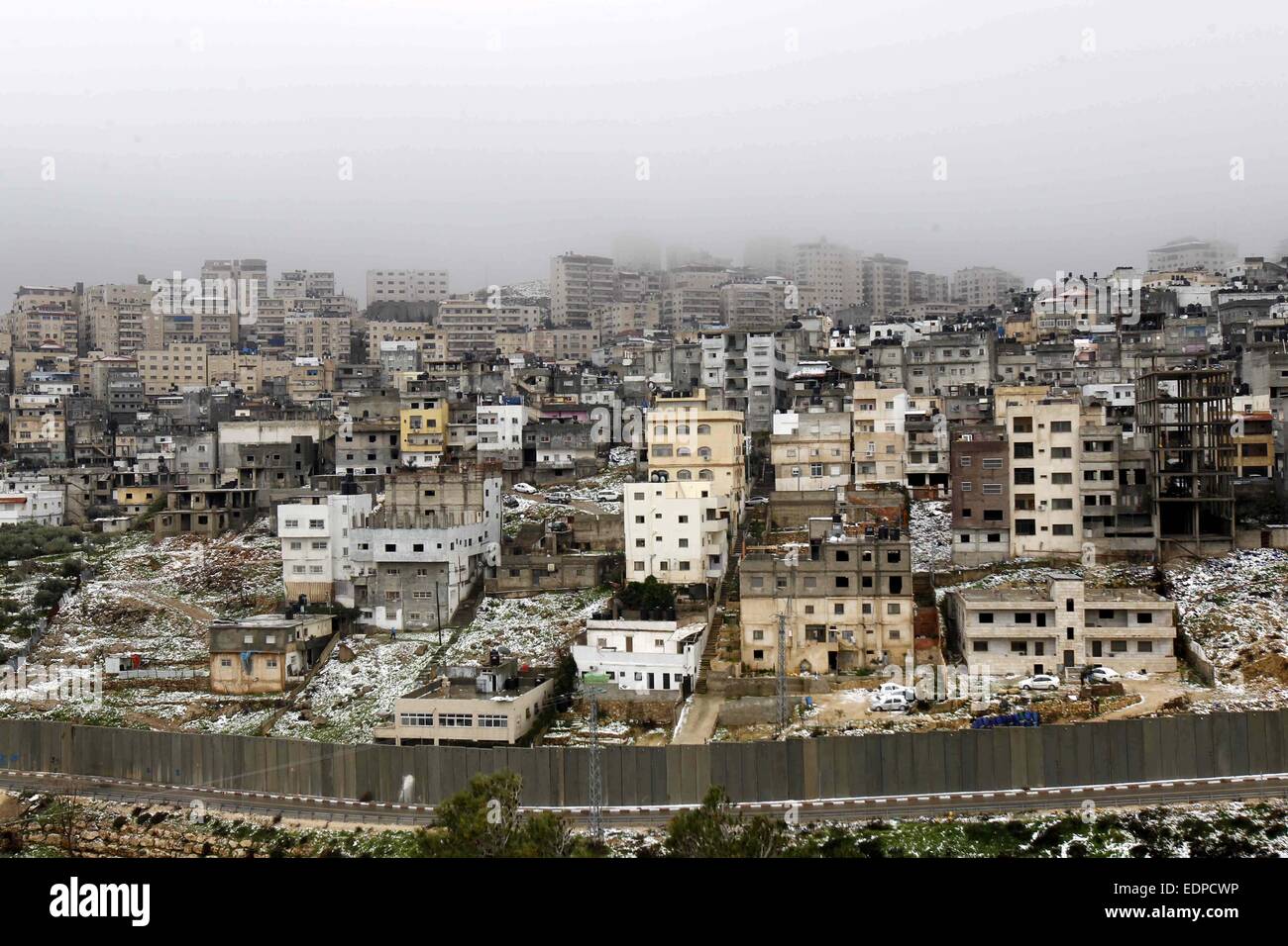 Jan. 8, 2015 - Shuafat, Jerusalem, Palestinian Territory - Snowfall is ...