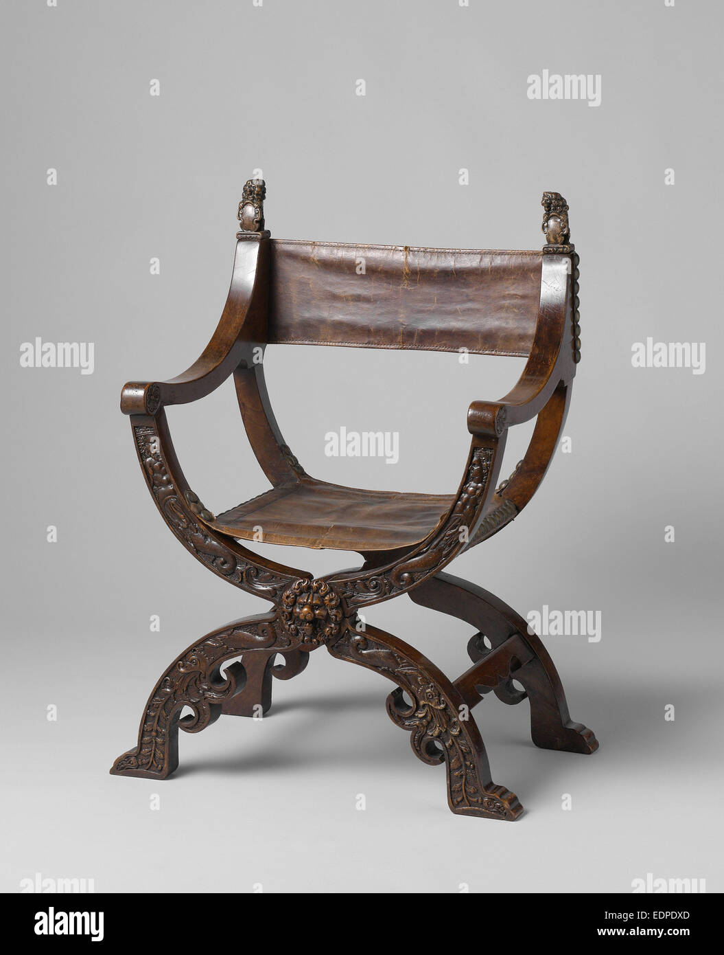 Folding x chair hi-res stock photography and images - Alamy