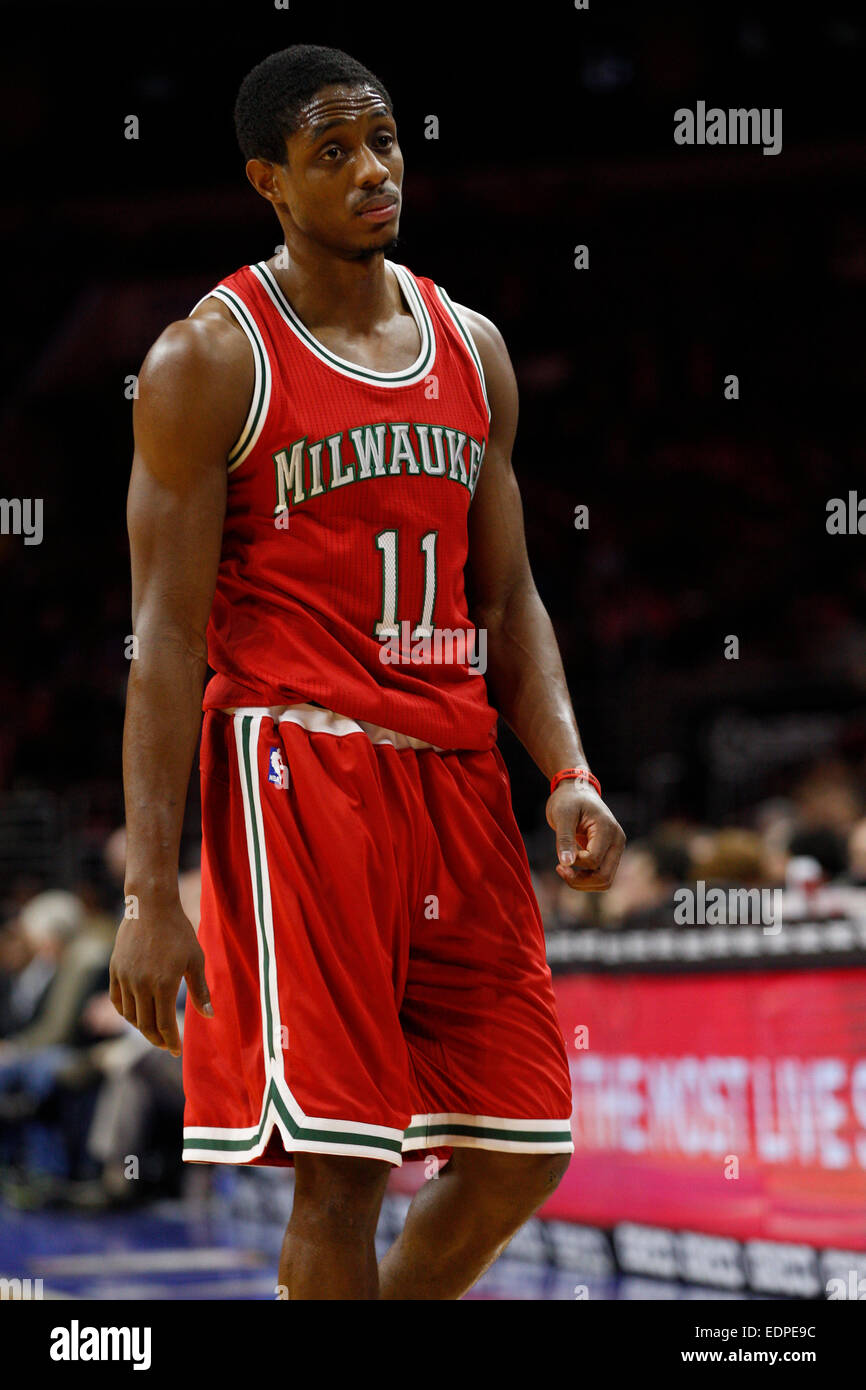 January 7, 2015: Milwaukee Bucks guard Brandon Knight (11) looks on ...