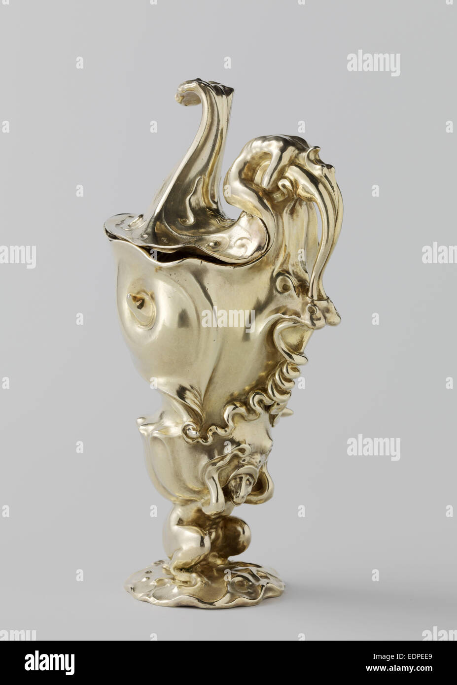 Lidded ewer hi-res stock photography and images - Alamy