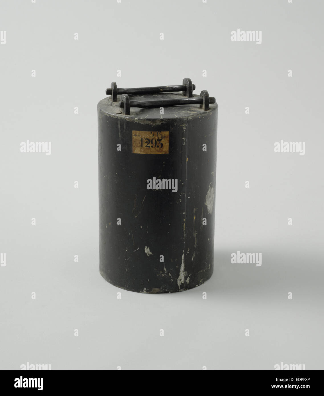 18 cm canister hi-res stock photography and images - Alamy