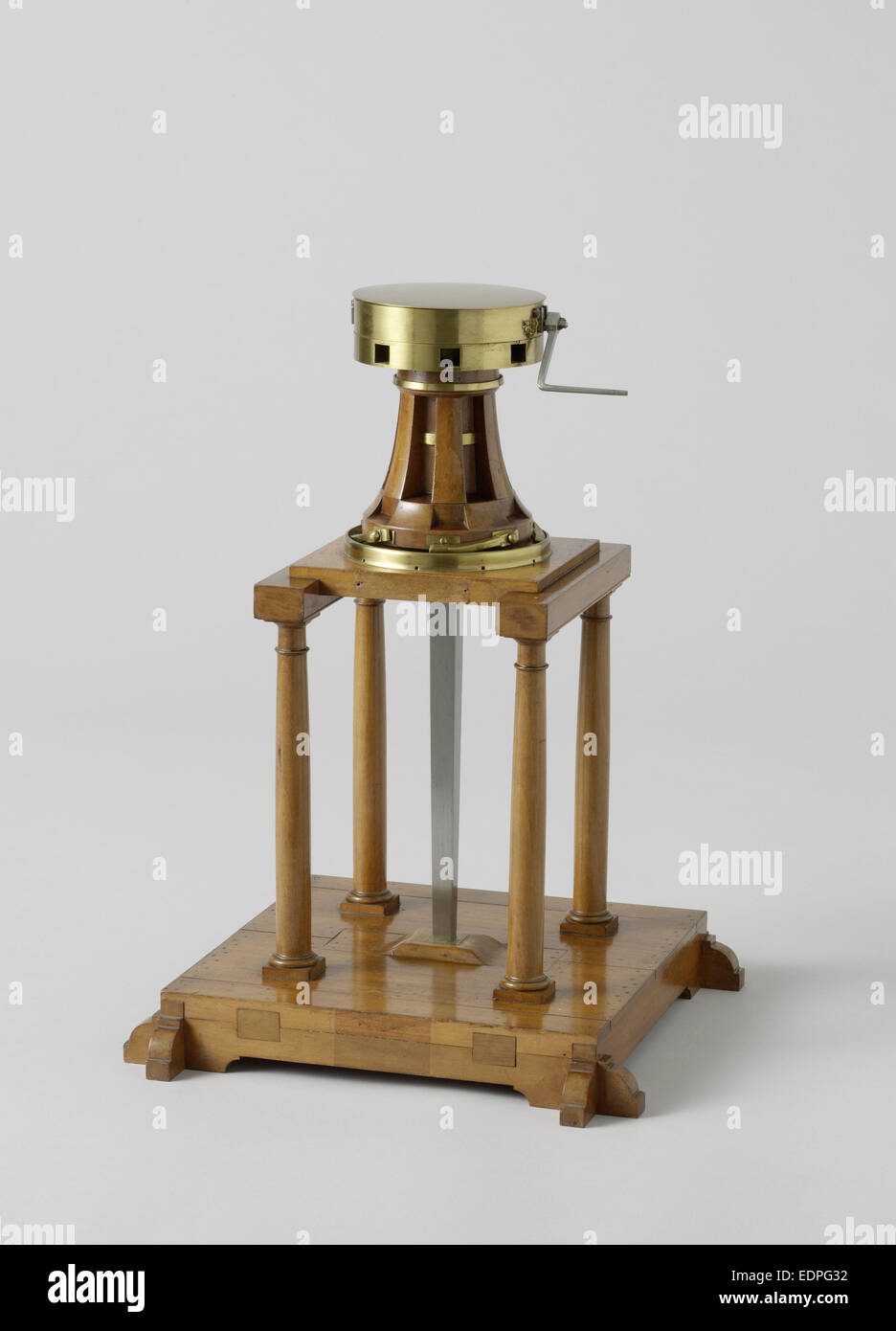 Winch spindle hi-res stock photography and images - Alamy