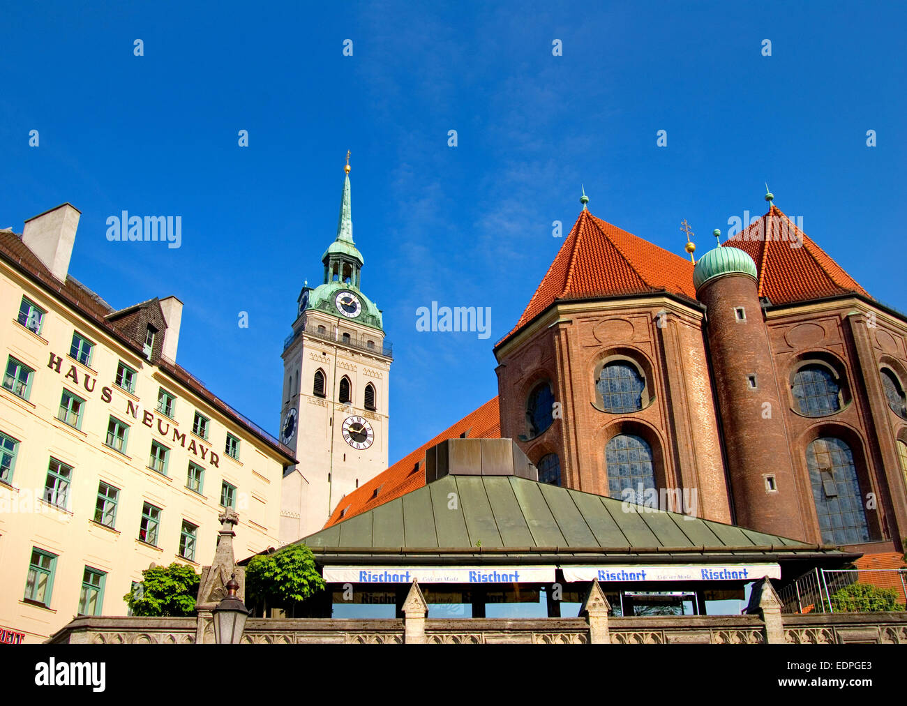 Peterskirche munich hi-res stock photography and images - Alamy