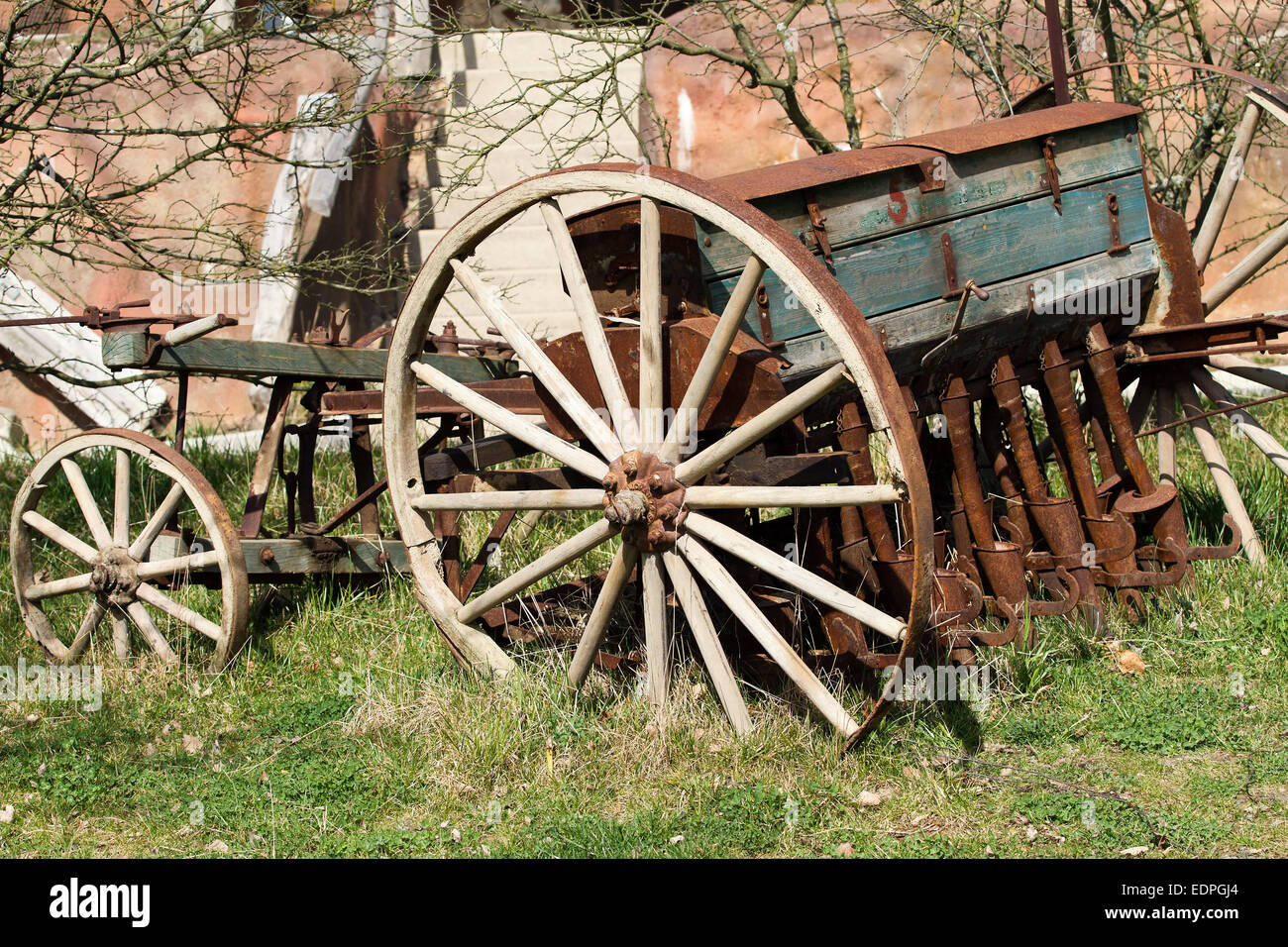 Old farm seeder hi-res stock photography and images - Alamy