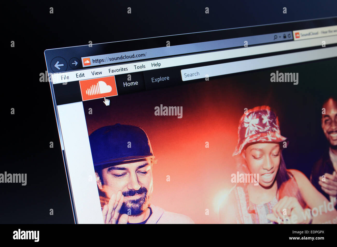 Soundcloud hi-res stock photography and images - Alamy