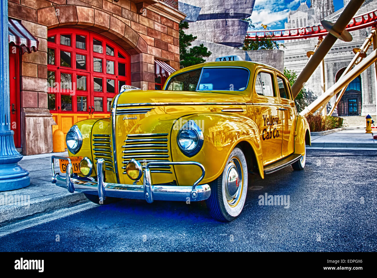 Classic yellow cab hi-res stock photography and images - Alamy