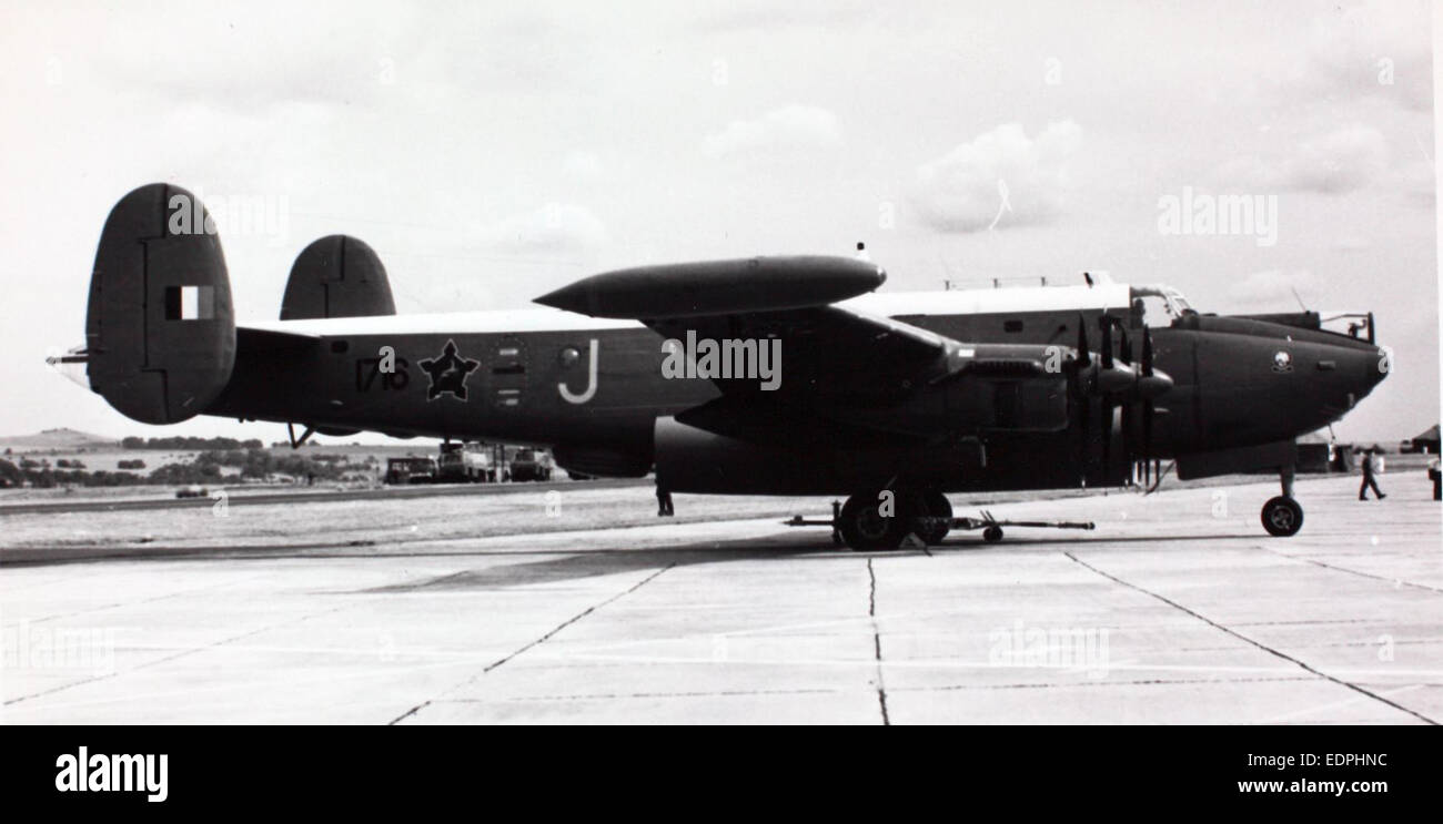Avro shackleton maritime reconnaissance aircraft hi-res stock ...