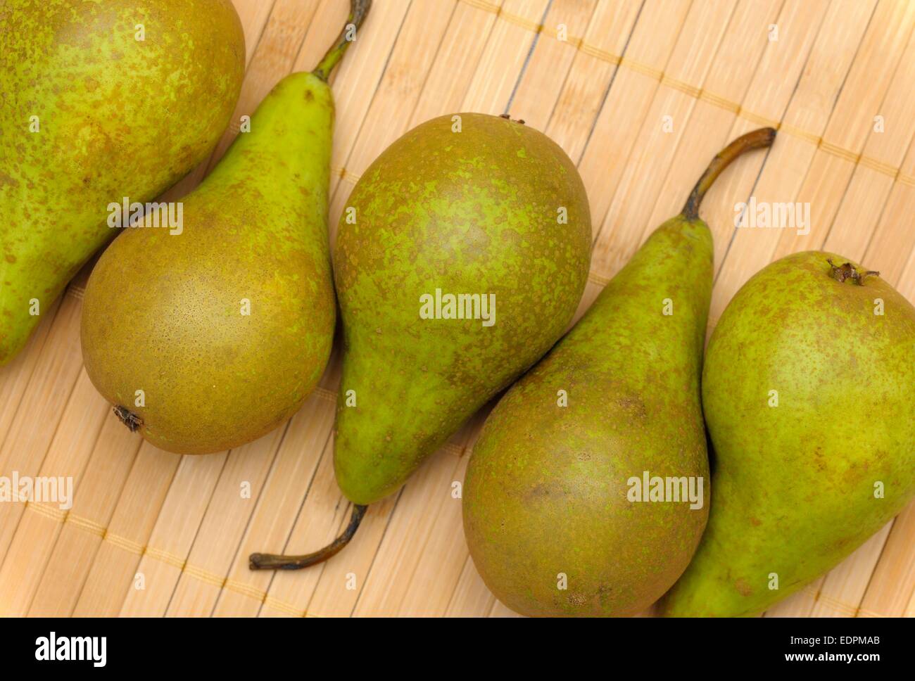 Conference pears hi-res stock photography and images - Alamy