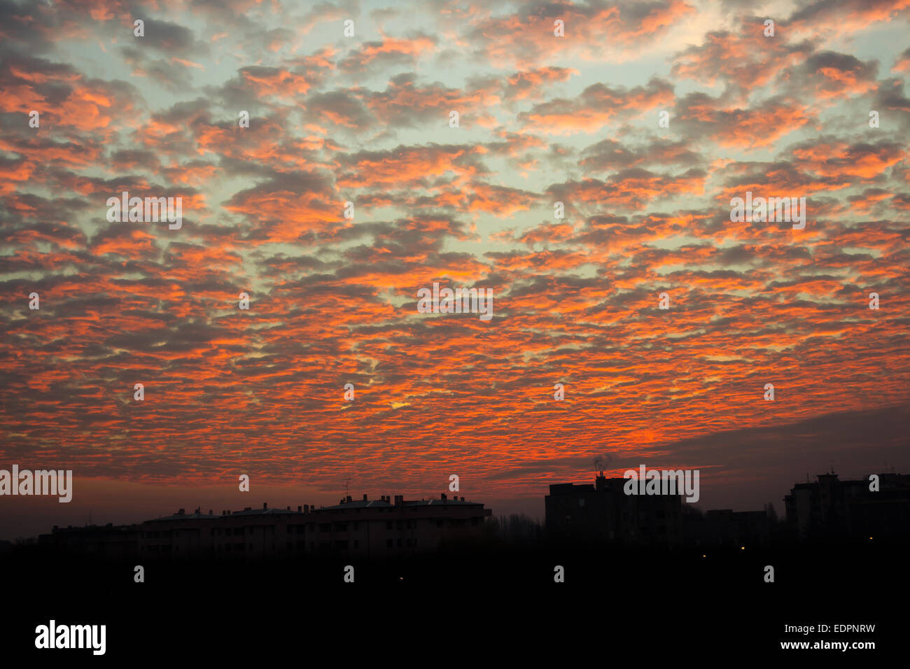 Milan sky hi-res stock photography and images - Alamy