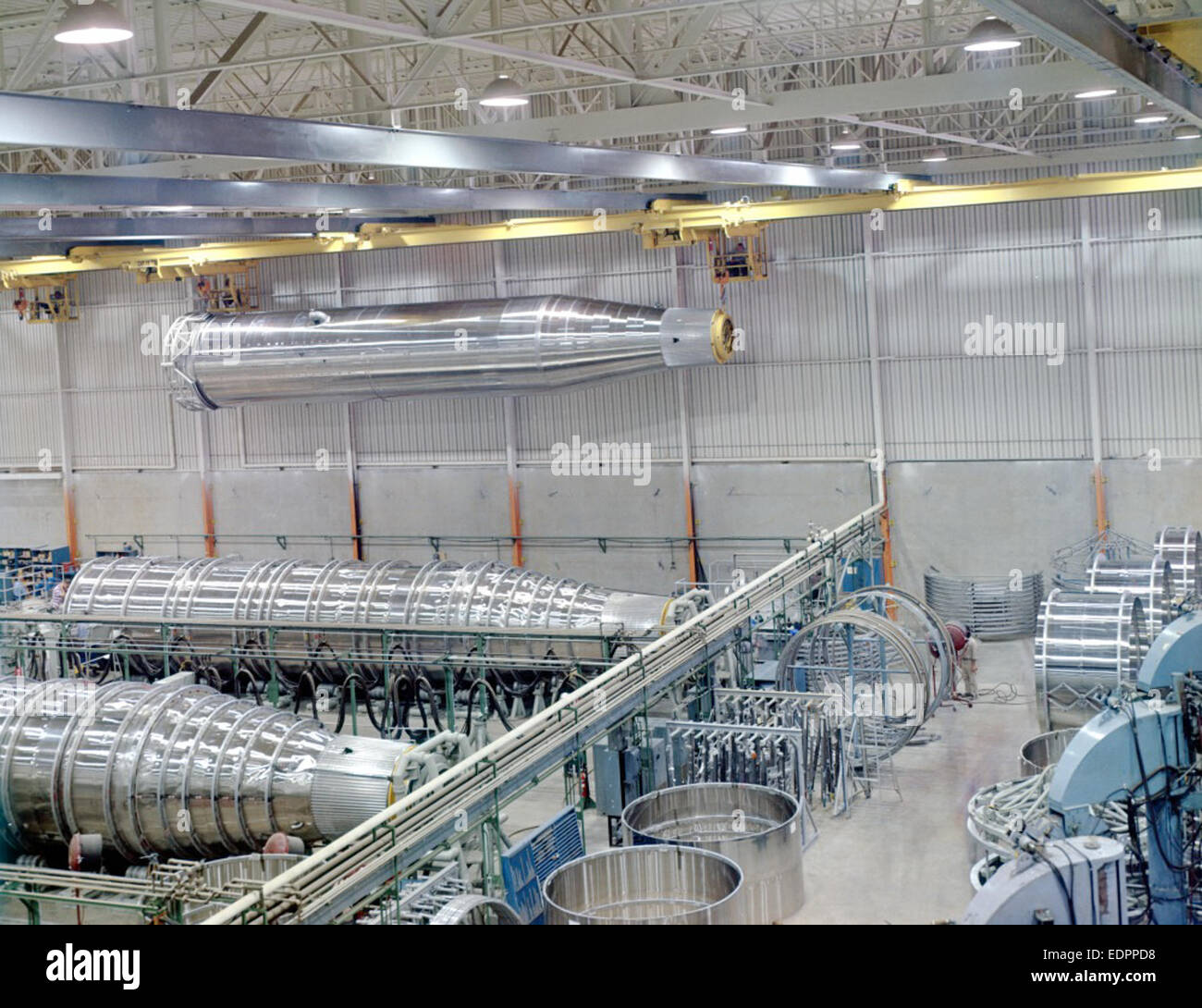 This image showcases the assembly of the Atlas 13D tank section at a ...