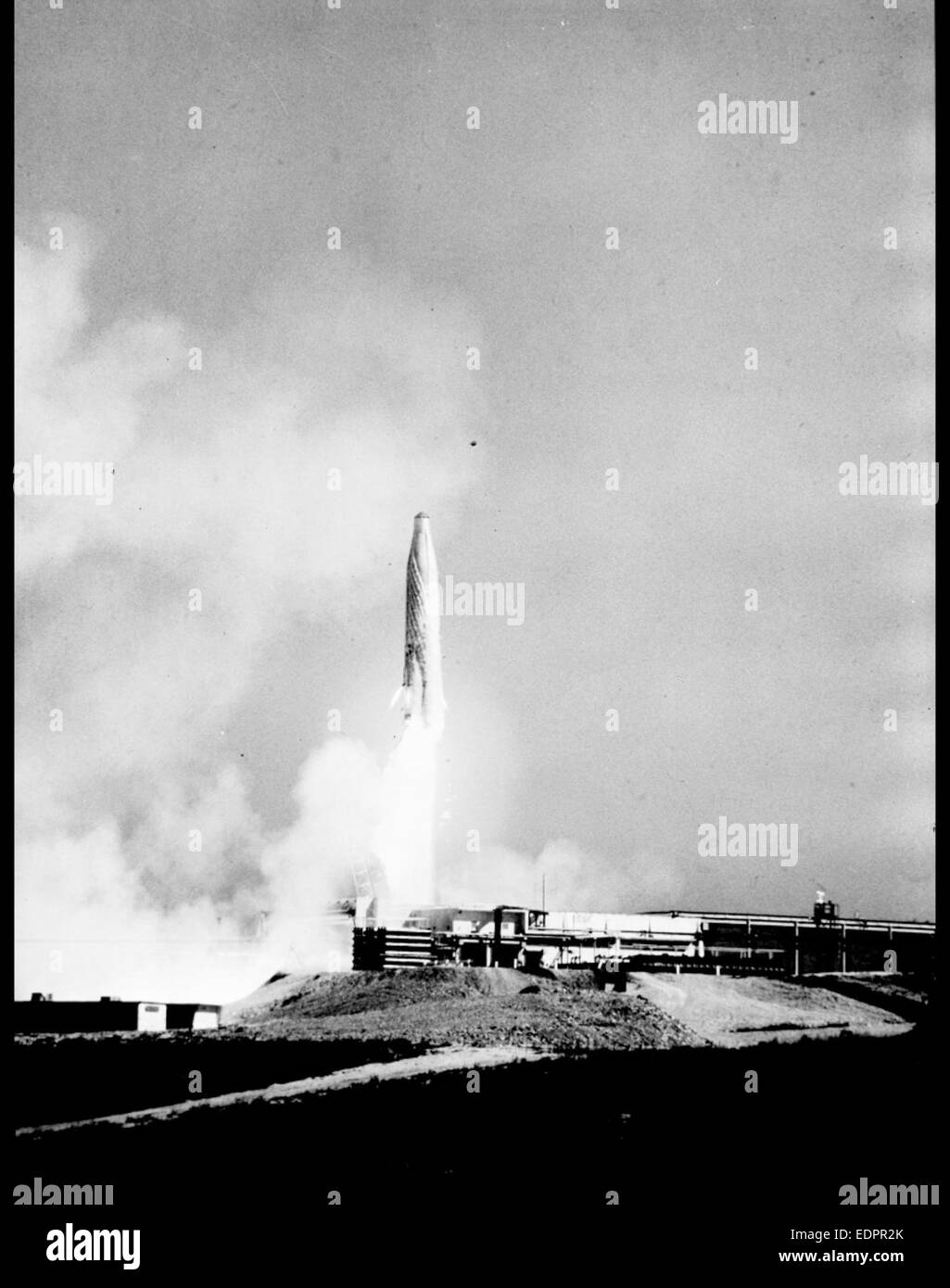 Icbm launch hi-res stock photography and images - Alamy
