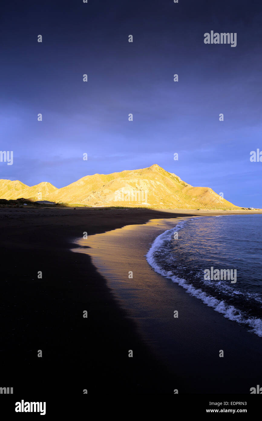 Tora beach hi-res stock photography and images - Alamy